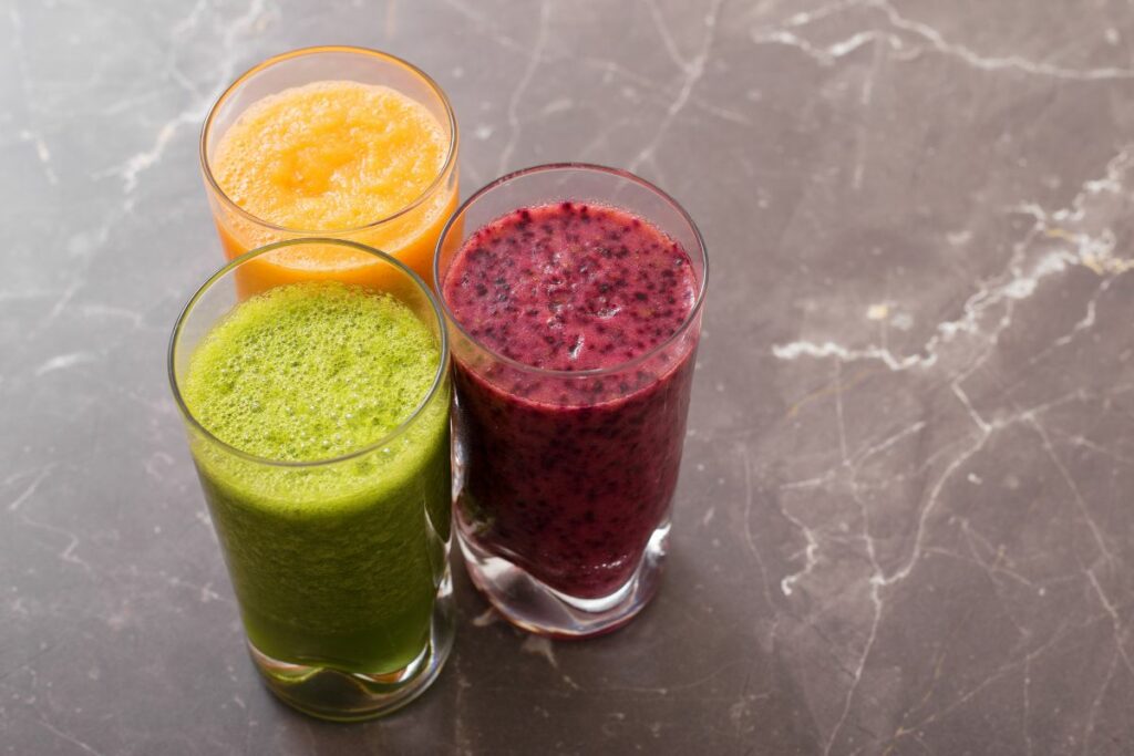 Shakes vs Smoothies - Is One Healthier Than The Other
